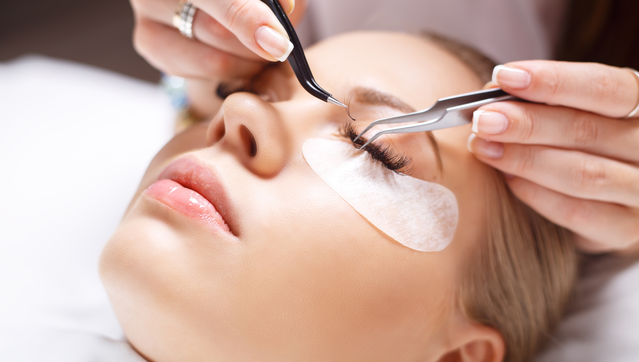601 Classy & Modern Lash Business Names: Plus Do's & Don'ts in 2026
