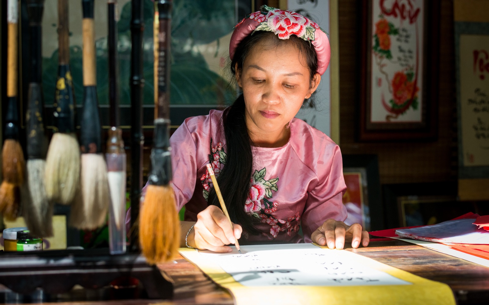 1051 Creative Calligraphy Business Name Ideas + Tips for 2026